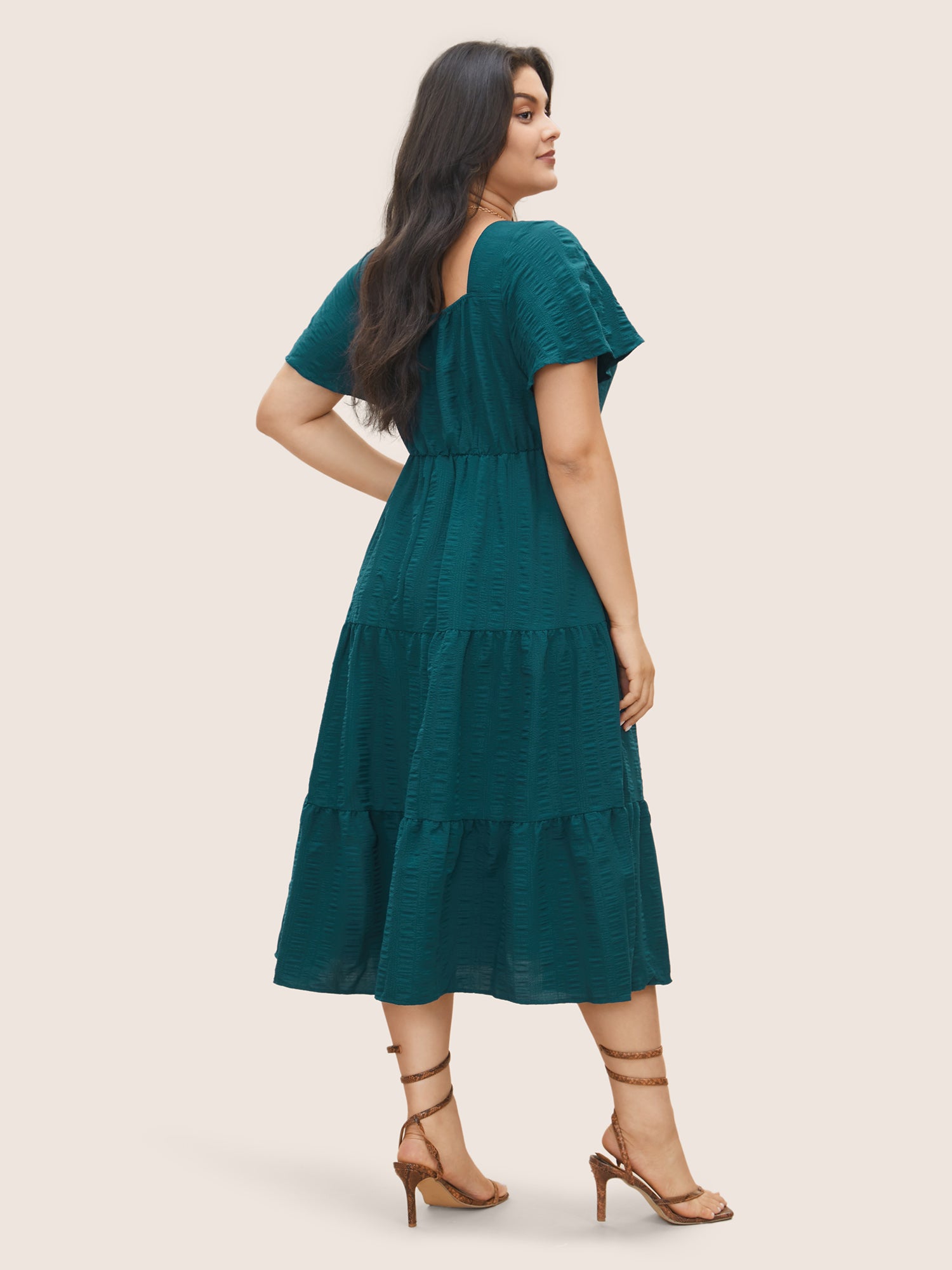 Plain Ruched Drawstring Pocket Ruffle Tiered Dress – BloomChic