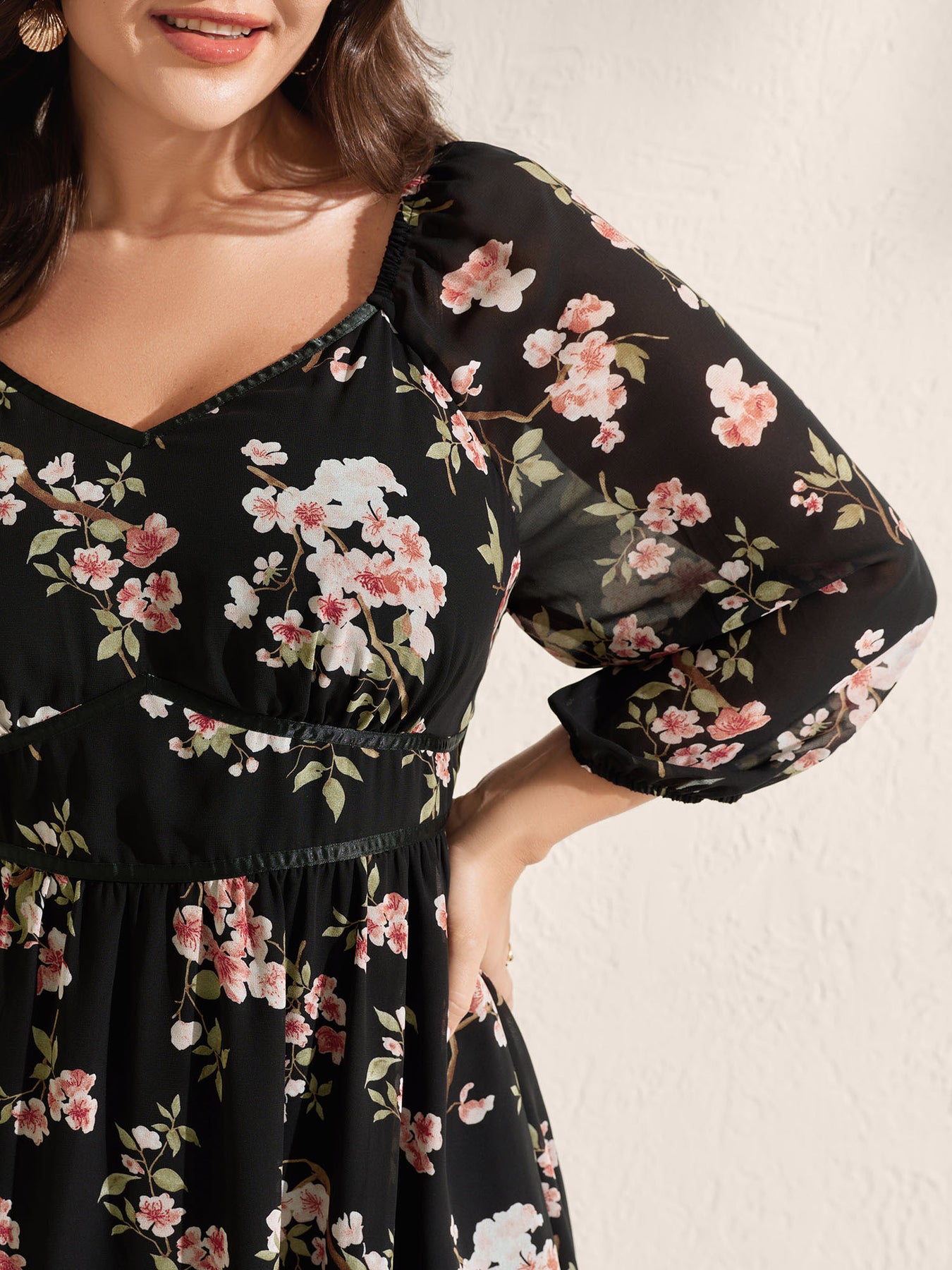 Chiffon Floral Triangular Waist Cinched Maxi Dress – BloomChic