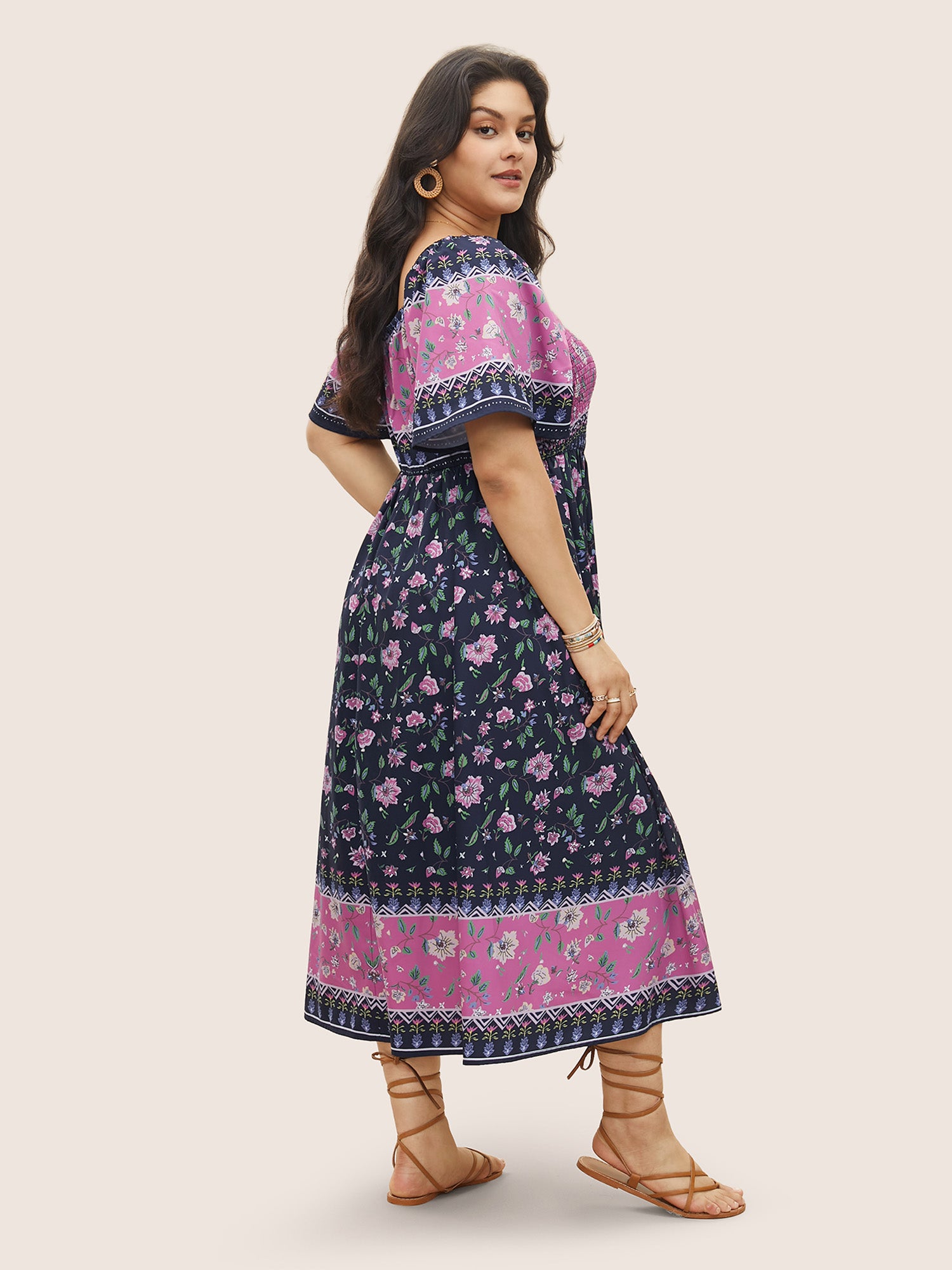 Ditsy Floral Shirred Patchwork Ruffle Sleeve Dress – BloomChic