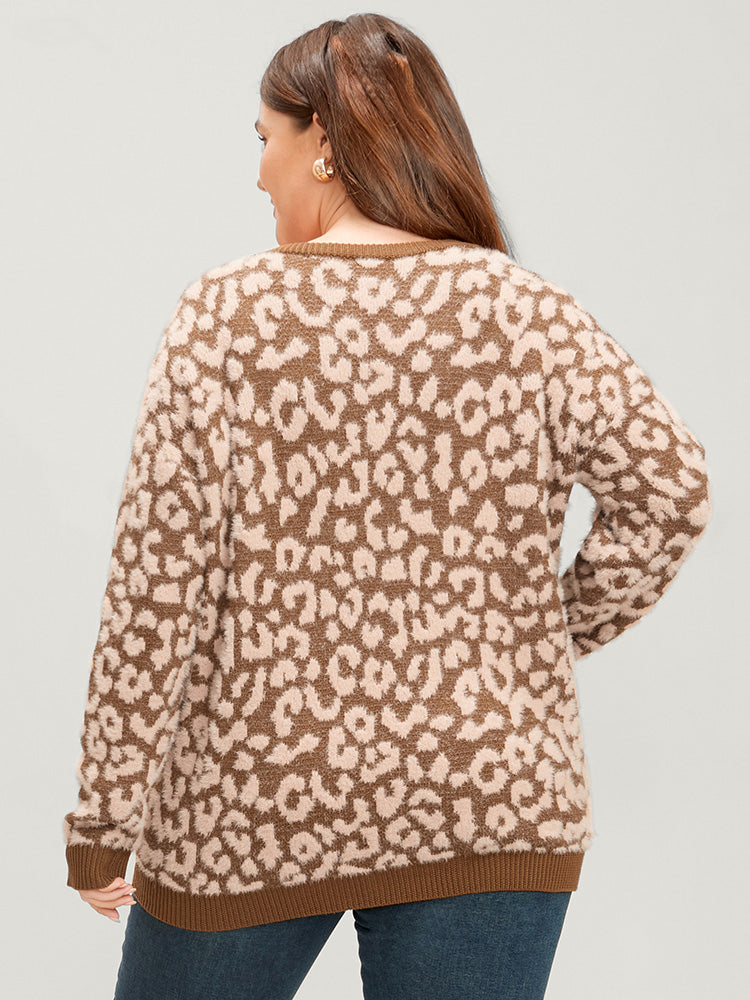 Leopard Pointelle Knit V Neck Fluffy Knit Top – BloomChic